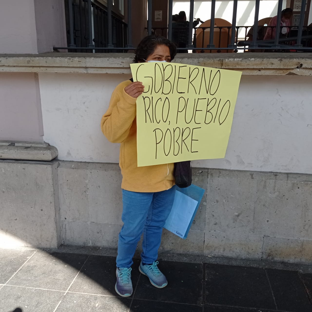 FAMILIAS DE LA COLONIA FIDEL HERRERA DE XALAPA DEMANDAN APOYOS PARA ...