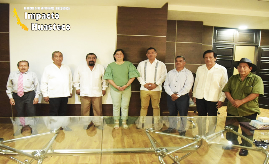 ENTREGAN MEDALLA Y RECONOCIMIENTO AL LIC. ISIDRO JIMÉNEZ ABOGADO ...