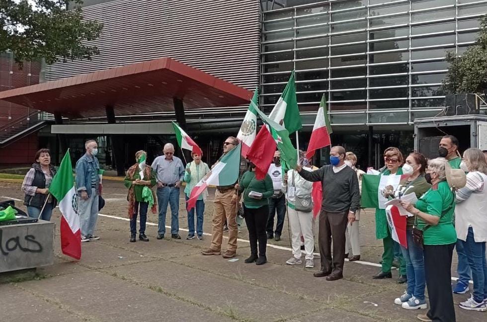 POR FALTA DE CONVOCATORIA, SUSPENDEN MARCHA POR LA LIBERACIÓN DE MÉXICO ...