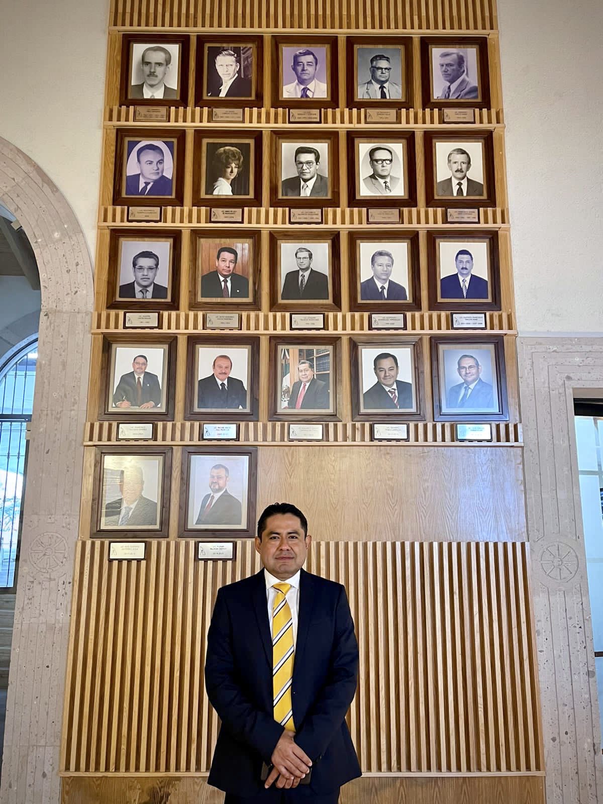 ELIGEN A DANIEL CORDERO GÁLVEZ COMO NUEVO PRESIDENTE DEL COLEGIO DE ...